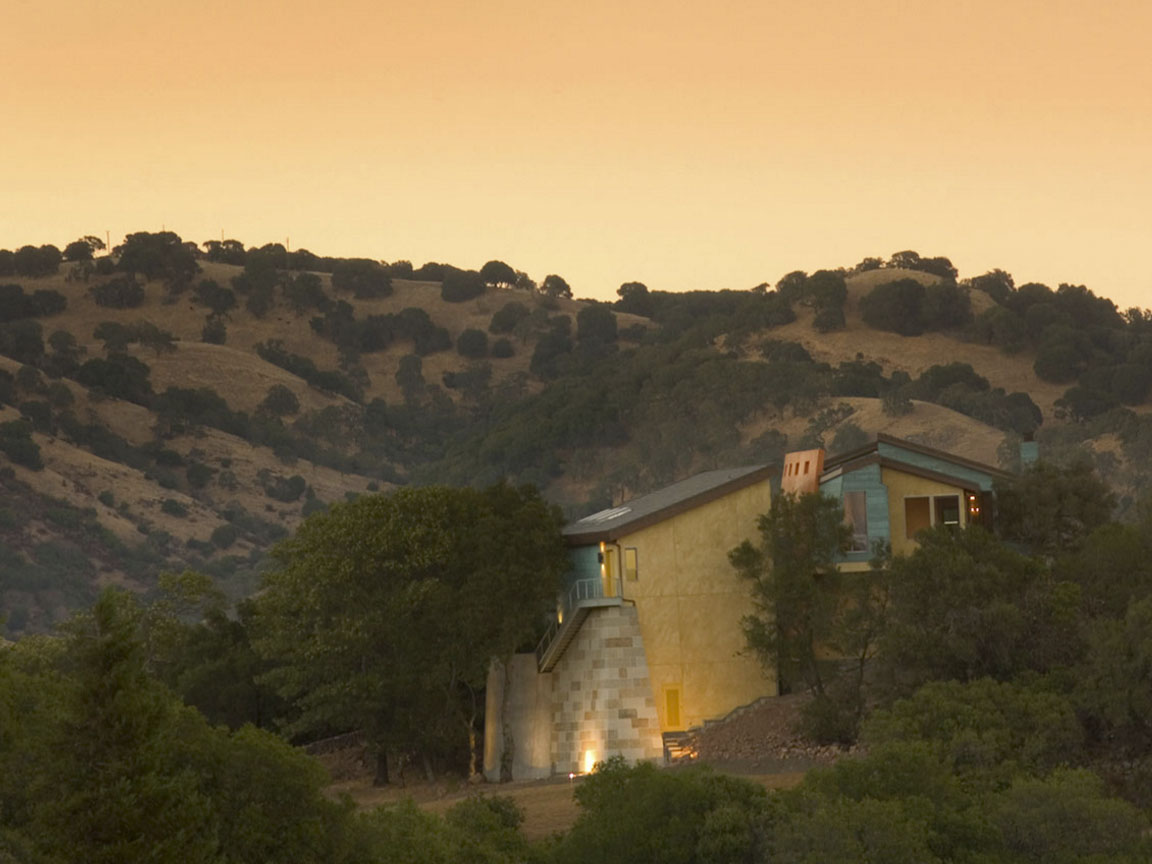 Mountain Aerie House - Form4